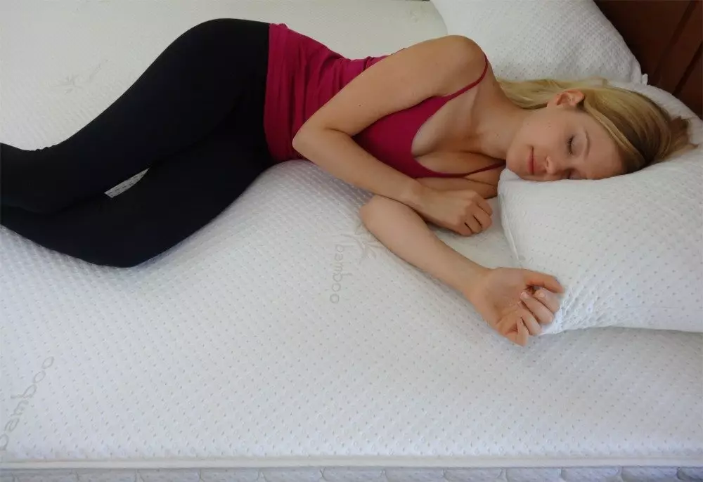 snugglepedic matraco revizio memora ŝaŭmo