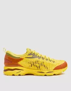 پیلے رنگ کے جوتے Asics