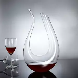 Elegant nga Wine Carafe u-shaped
