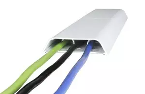 OmniMount OCM 壁挂式电缆管理盖