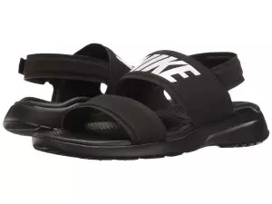 Nike аялдардын сандалдары