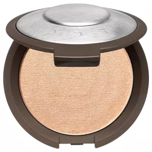 Shimmering Skin Nchebe Becca