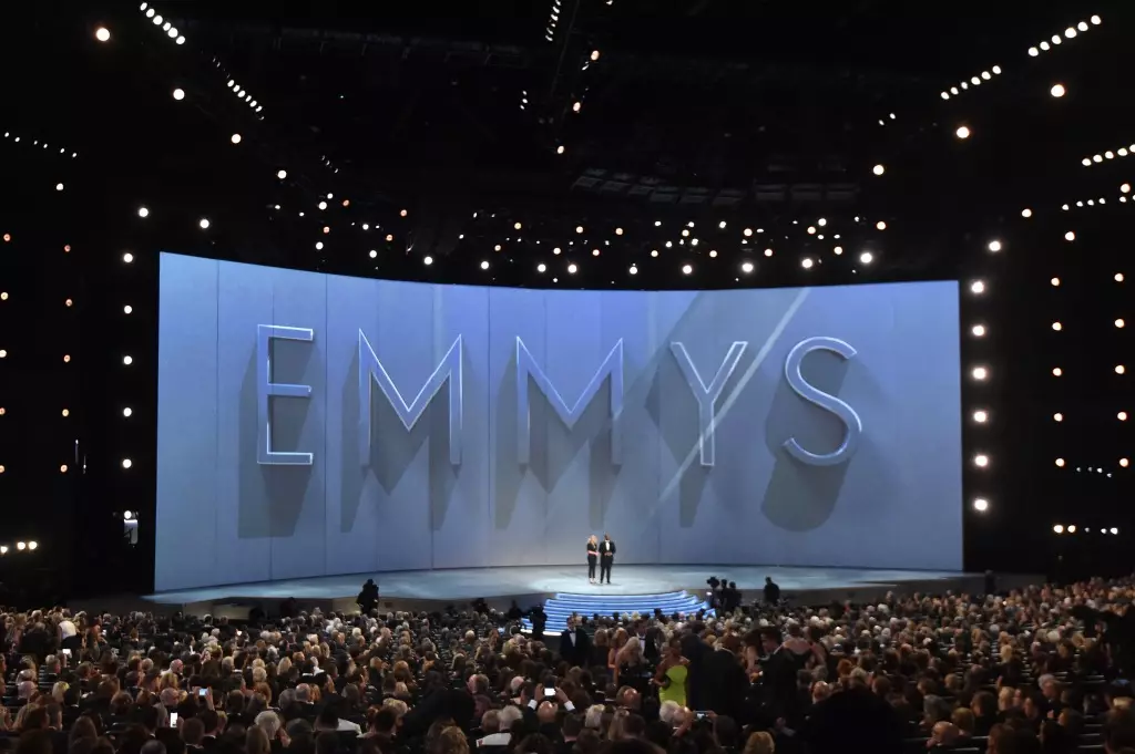 Fituesit e çmimeve Emmy 2018 transmetohen në internet