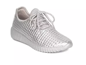 Stříbrné běžecké boty