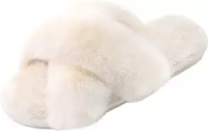 papuc alb fuzzy