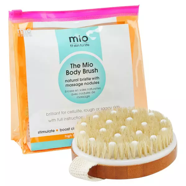 καλύτερα προϊόντα περιποίησης δέρματος κάτω των 60 $ από τη βούρτσα σώματος Mio & Mama Mio