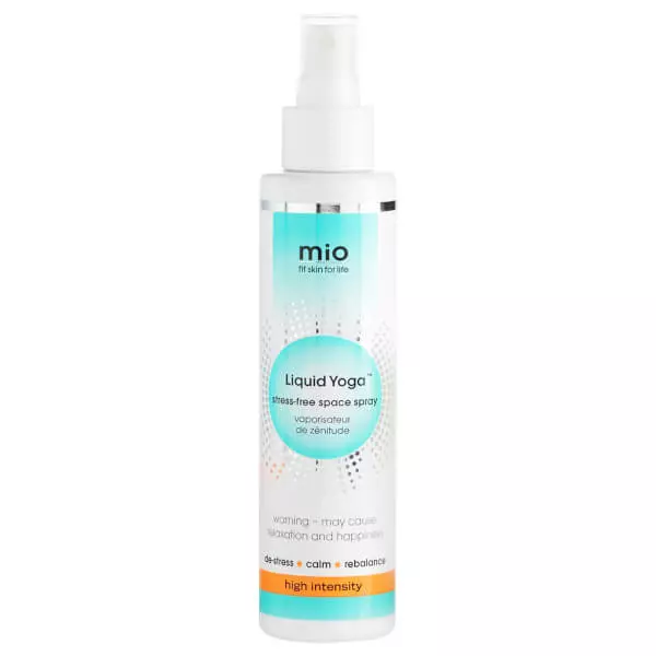 os mellores produtos para o coidado da pel de menos de 60 dólares de Mio & Mama Mio spray líquido de ioga