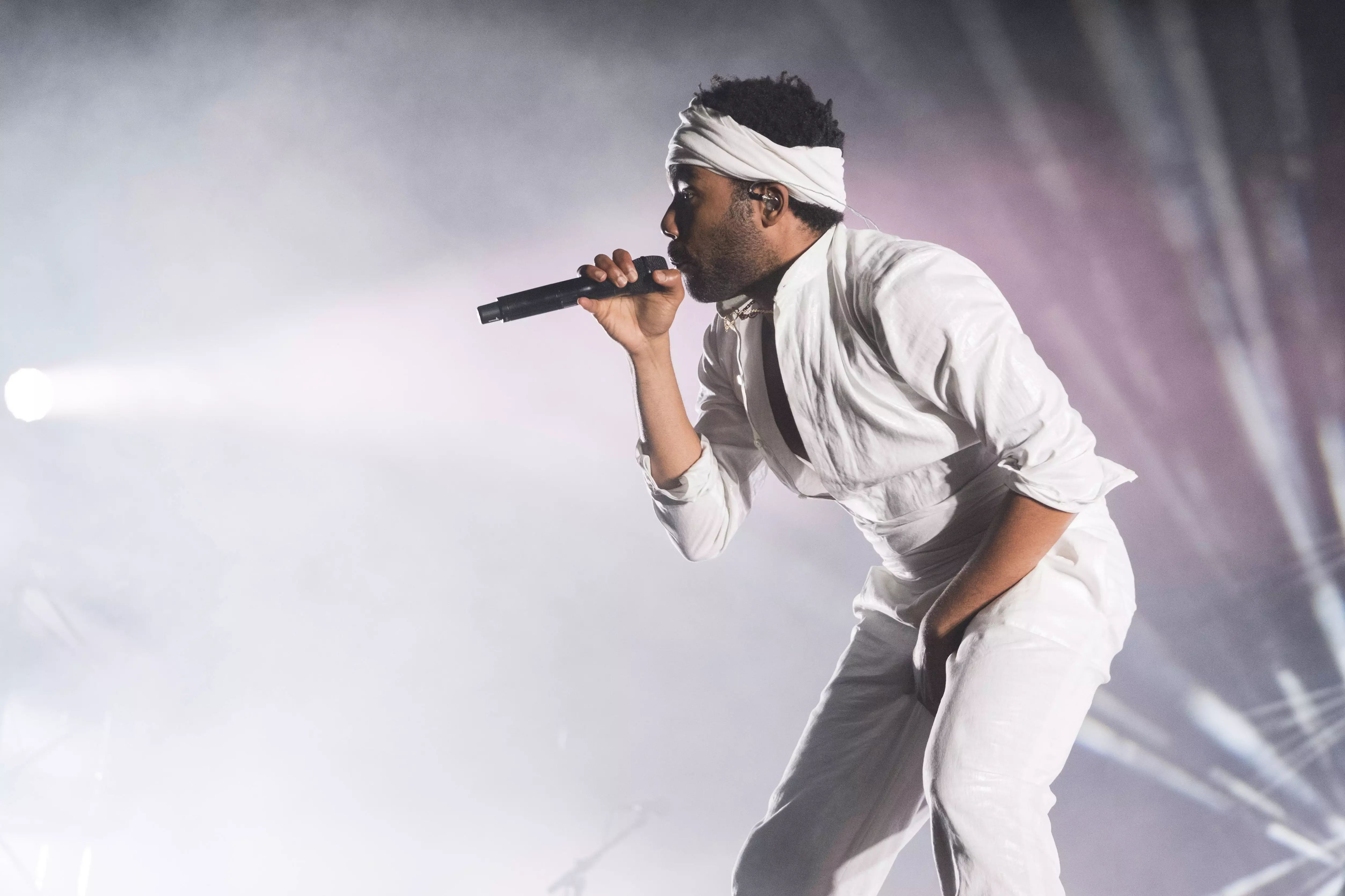 donald glover performing