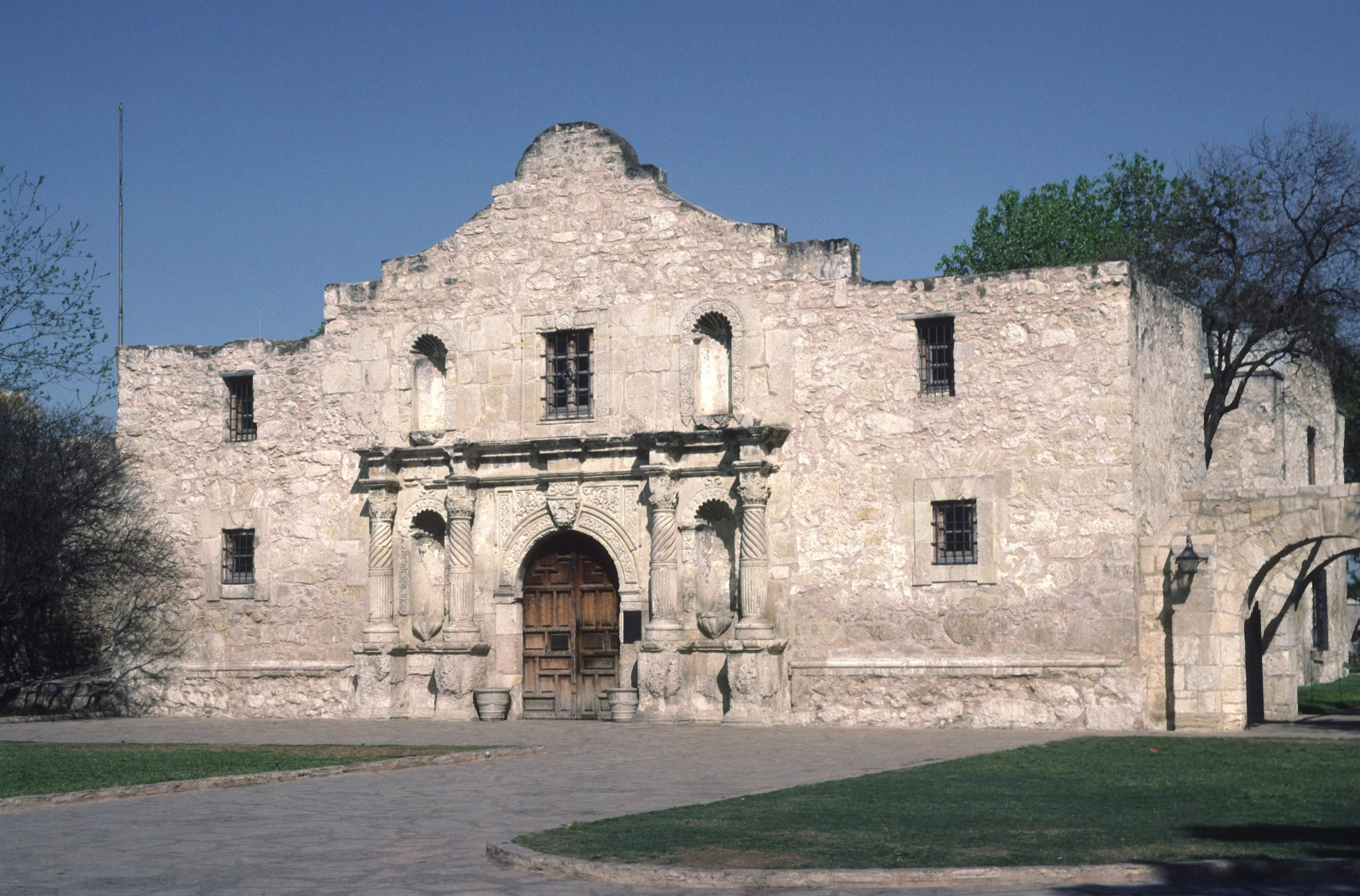 відгуки про alamo san antonio