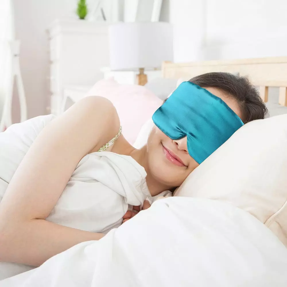 Mulberry Silk Sleep Mask ni VenusCare