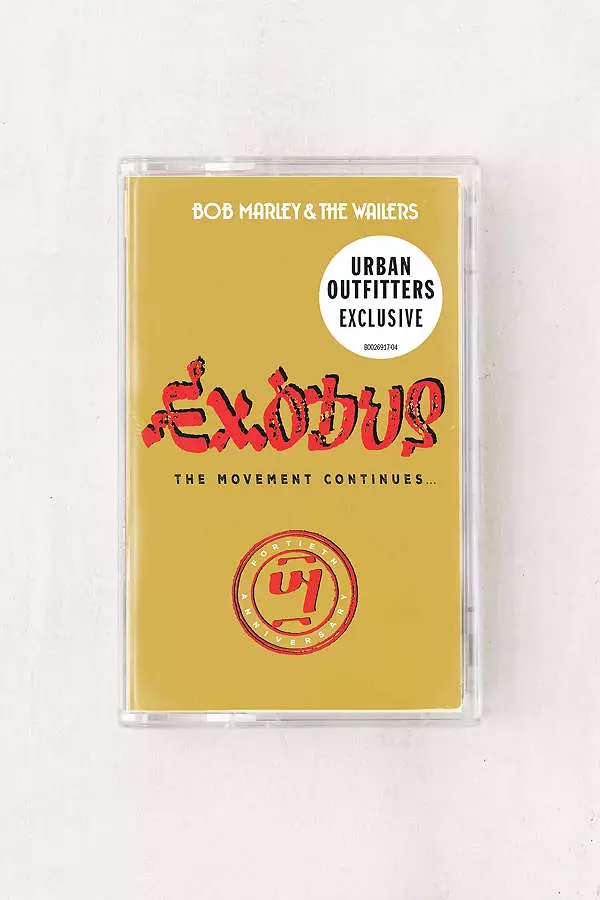 Hit Rewind: Urban Outfitters-аас худалдаж авч болох хамгийн шилдэг 5 кассет 12461_4