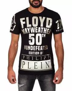 Floydas Mayweatheris atšventė savo didelį laimėjimą su bendradarbiaujančiais marškinėliais 12518_2
