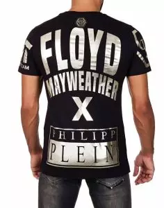 Floyd Mayweather vierde zijn grote overwinning met een samenwerkings-T-shirt 12518_3