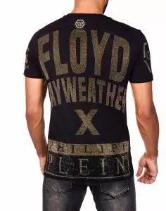 Floyd Mayweather dia nankalaza ny fandreseny lehibe tamin'ny T-Shirt fiaraha-miasa 12518_5