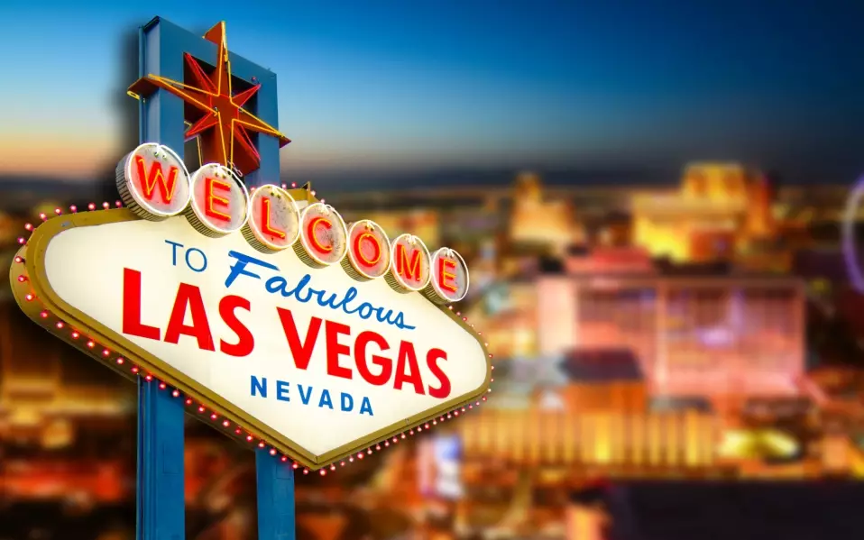 Falo en Las Vegas: La Plejbone