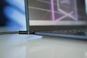 Prvi pogled na Lenovo Slim 7i Carbon
