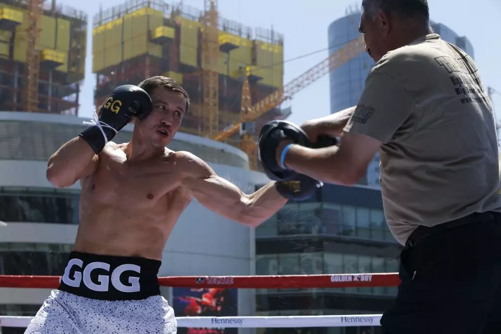 canelo vs ggg straume tiešsaistē