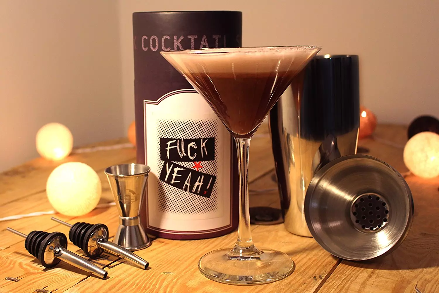 Cocktailshaker mit personalisiertem Etikett