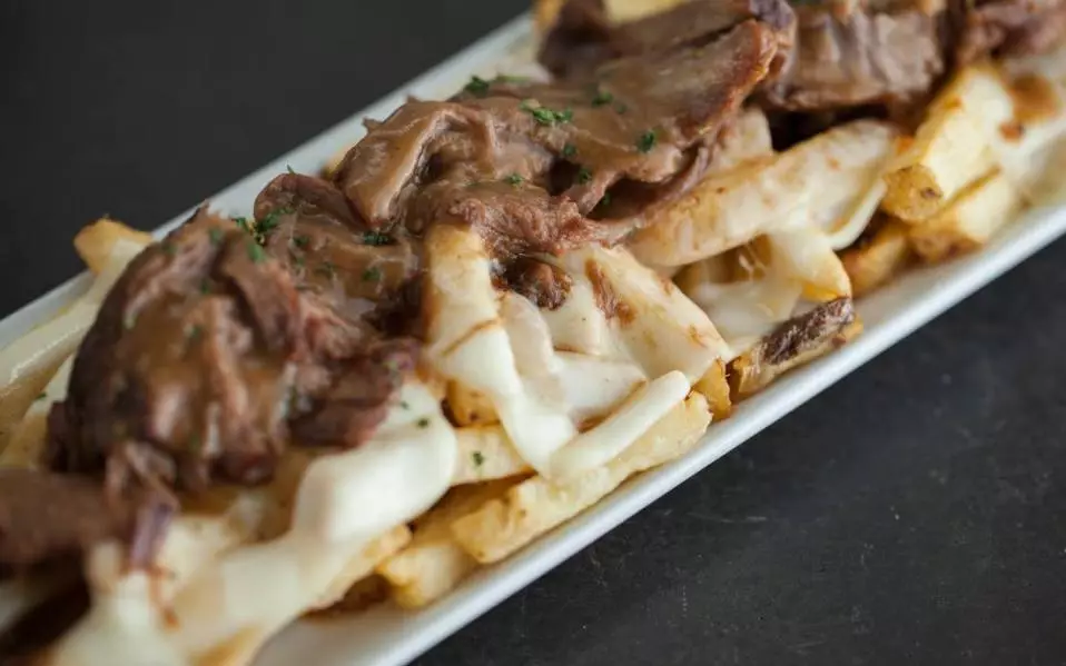 Short Rib Poutine Kleiner Bär