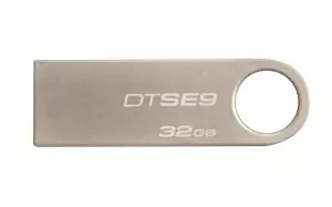 Pemacu Denyar USB Kecil Kingston