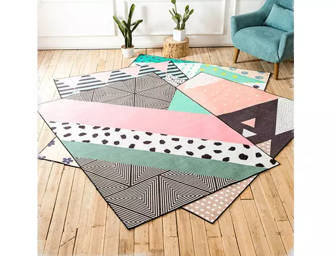 Moderni geometrijski tepih