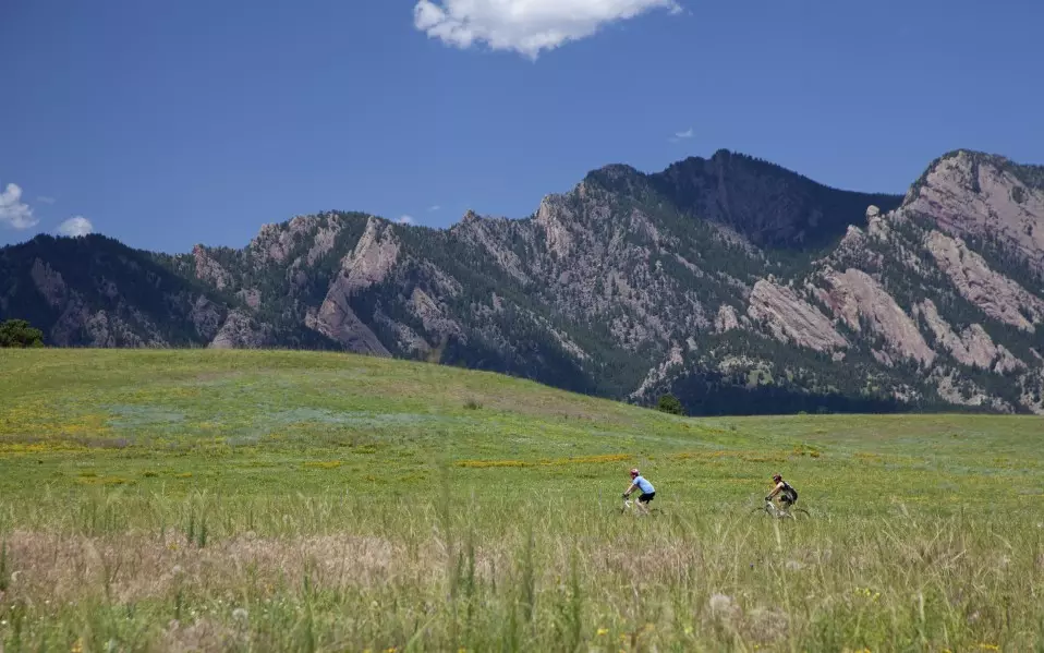 Yam Uas Koj Yuav Tsum Paub Txog Boulder Colorado