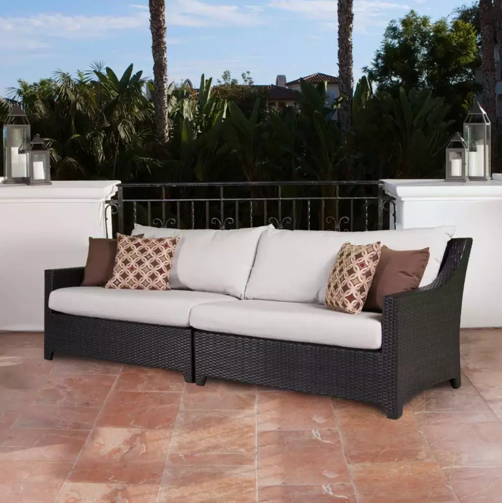 Upijajte malo sunca u udobnosti i stilu uz naše omiljene vanjske sofe 1342_10