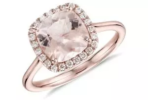 Prsten od morganita i dijamanta sa oreolom