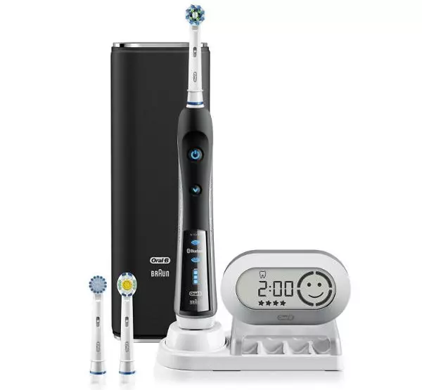 Электрическая зубная щетка Oral-B Pro 7000 SmartSeries