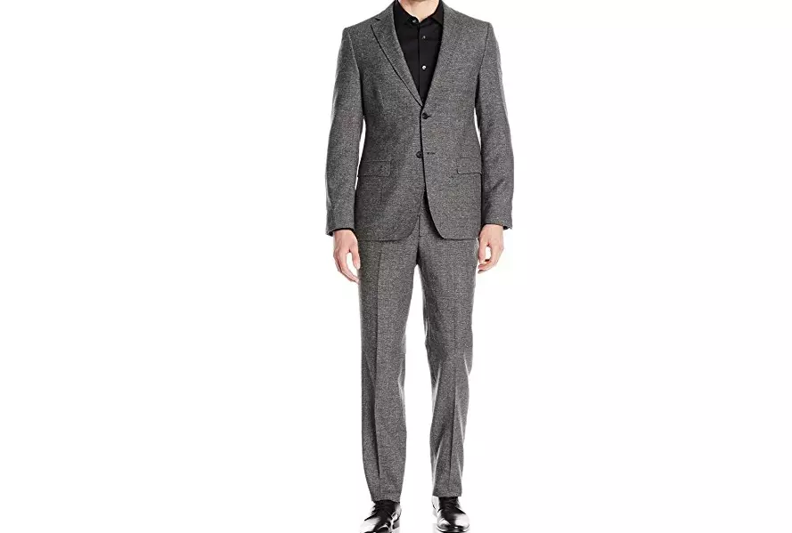 DKNY's Slim Fit, Ob-khawm Suit yog