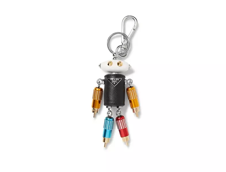 Tá an Prada Keychain seo Múnlaithe Tar éis