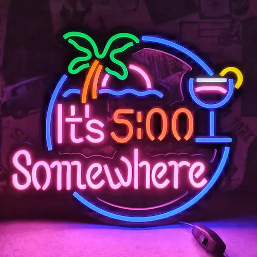 Klokken er 5:00 Somewhere LED Neon Sign