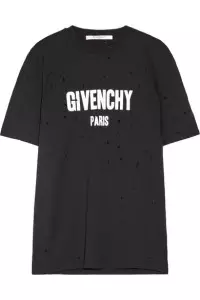 Iyi T-shirt ifite imyenda idahwitse kandi yacapishijwe hamwe na label yikimenyetso cyo guhagarika inyuguti. Noneho Riccardo Tisci amaze gutangaza ko avuye muri Givenchy, iki nicyo gihe cyo gushakisha imwe mu mashati ye yerekana ishusho mbere yo guhindura izamu rya Givenchy.