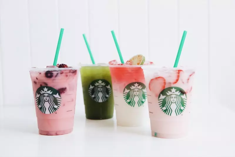 D'Lady Gaga lancéiert Drink Collaboration mat Starbucks 13969_2