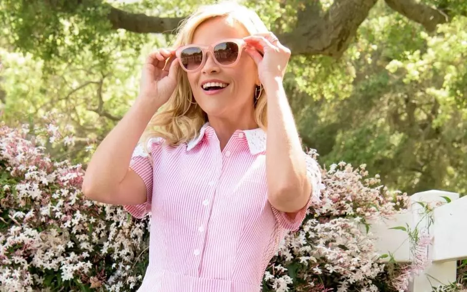 Reese Witherspoon's Fashion Label Drops հավաքածուն