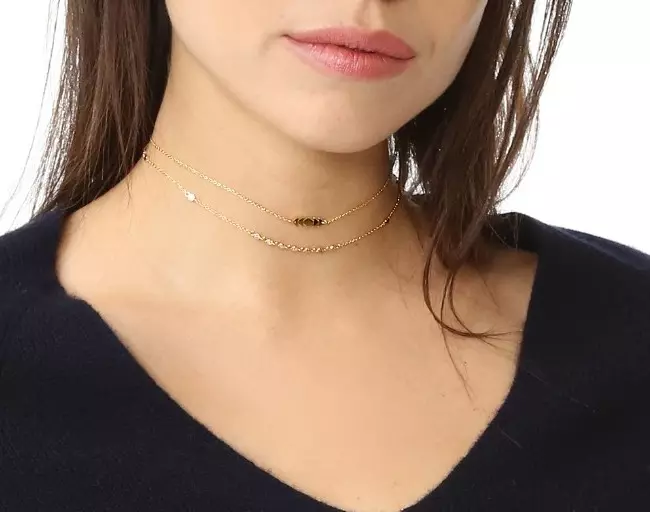 kultainen choker kaulakoru