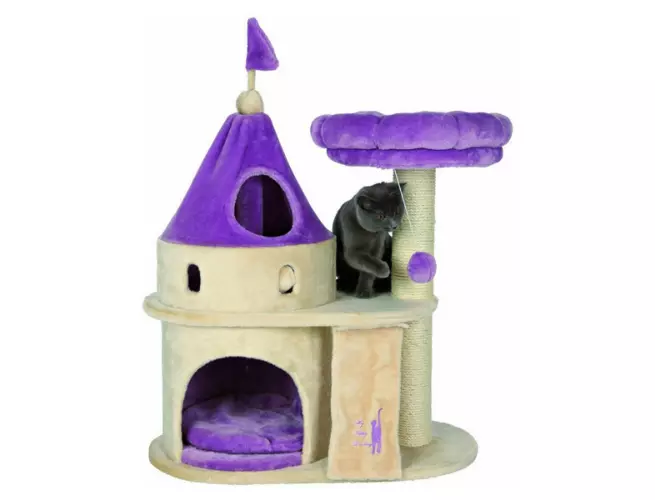 menggaru castle kitty trixie