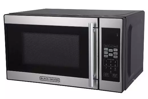 nyeusi + decker microwave