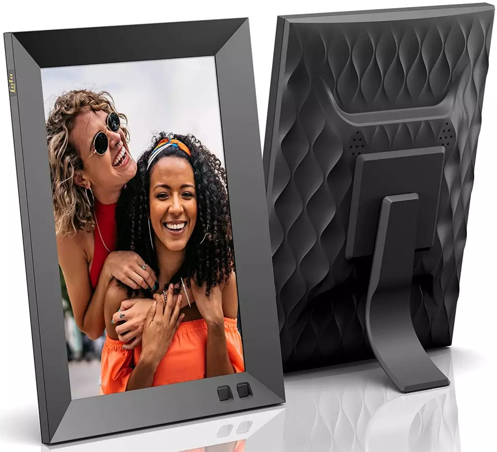 Lola-Smart-Digital-Picture-Frame