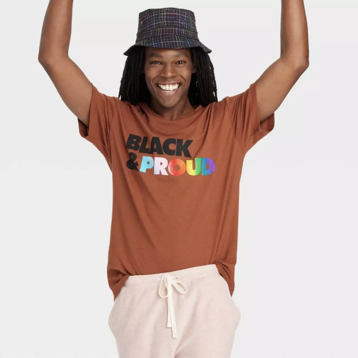 Гордост за возрасни црна и горда маичка со кратки ракави