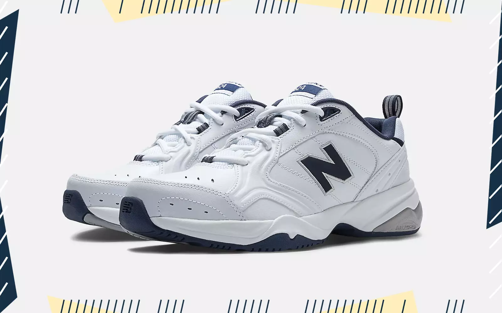 Ανδρικά αθλητικά παπούτσια New Balance 624 σε λευκό φόντο.