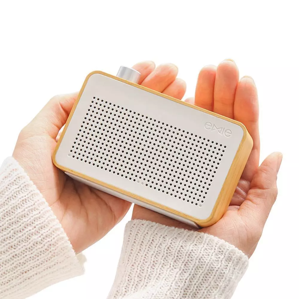 EMIE Minimalistički drveni prijenosni Bluetooth zvučnik