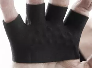 кросфит ракавици со темни перки