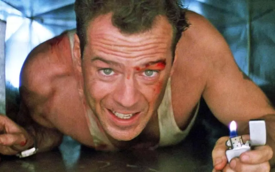 Bruce Willis yn Die Hard