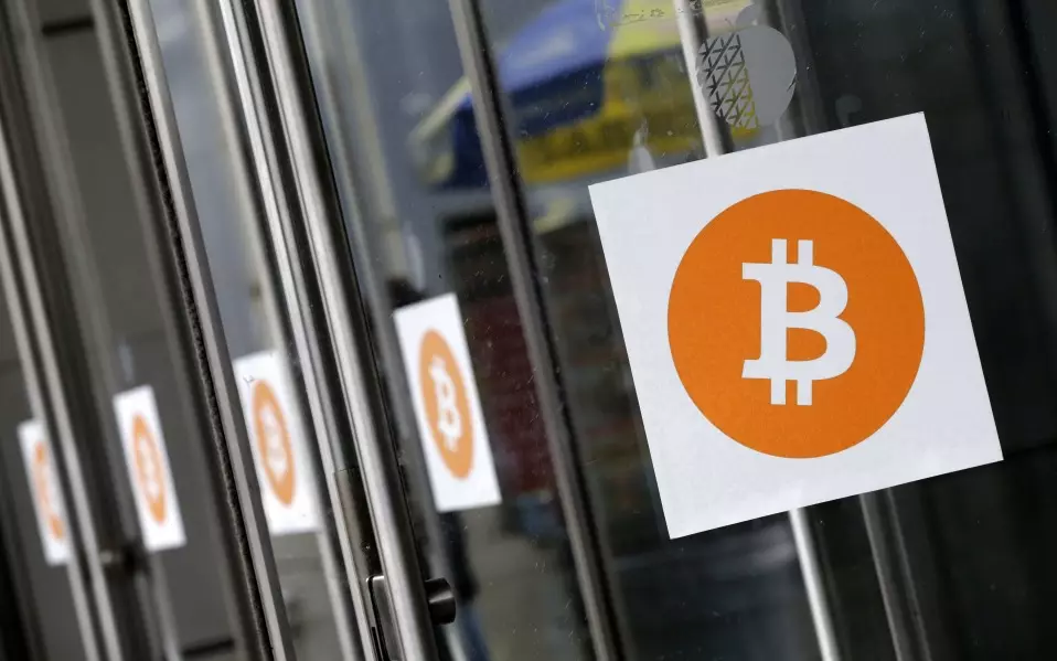 Giá Bitcoin đang tăng và mọi người