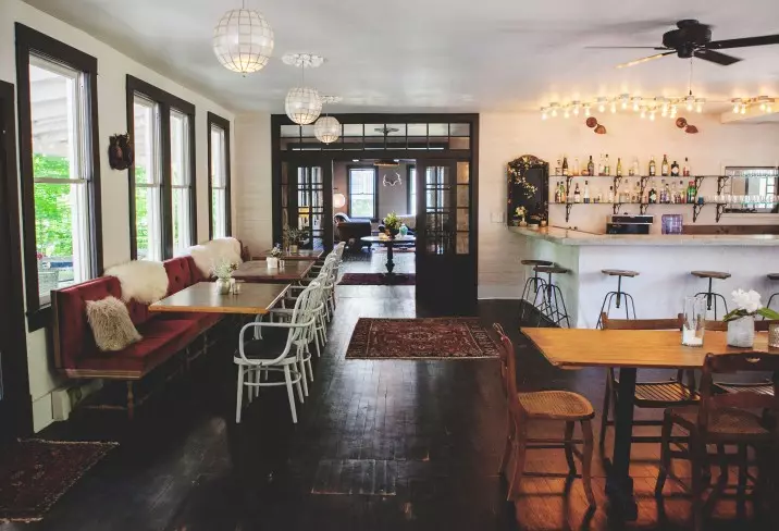 Weekend Getaway: Ziva Iyi Catskills Inn's Romantically Rustic Charms 15398_3