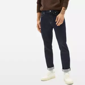 Everlane Slim 4-Way Stretch Organik Jean, erkekler için en rahat jean