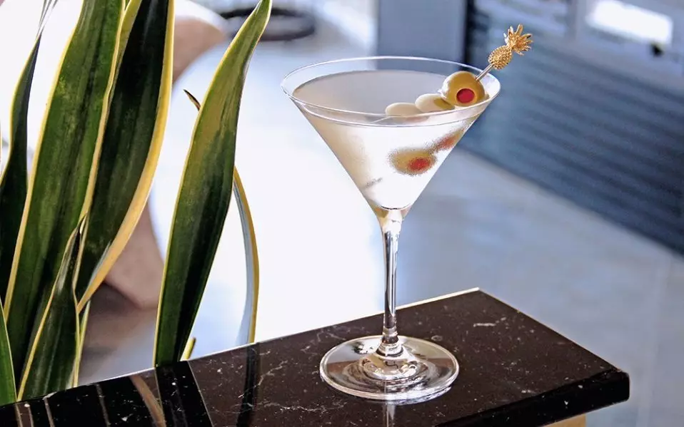 ເຫຼົ່ານີ້ Pineapple Martini Picks ເອົາມາໃຫ້ a