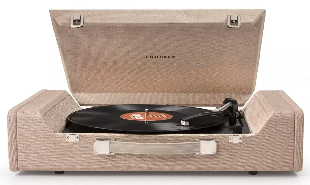 Crosley CR6232A-BR Nomad Inotakurika USB Turntable ine Software yeKubvarura & Kugadzirisa Odhiyo