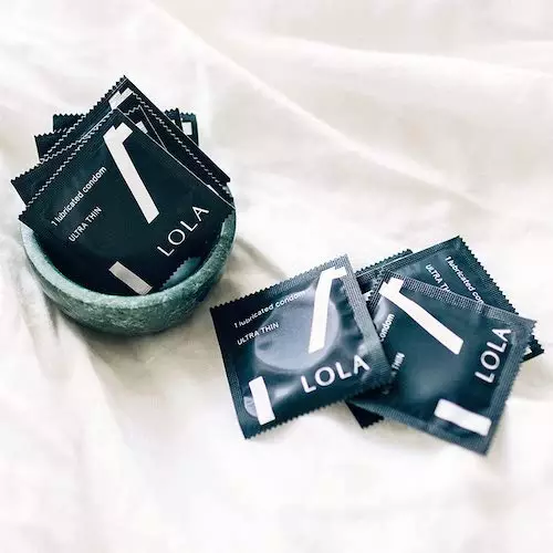 LOLA ultra yupqa lateks prezervativlari